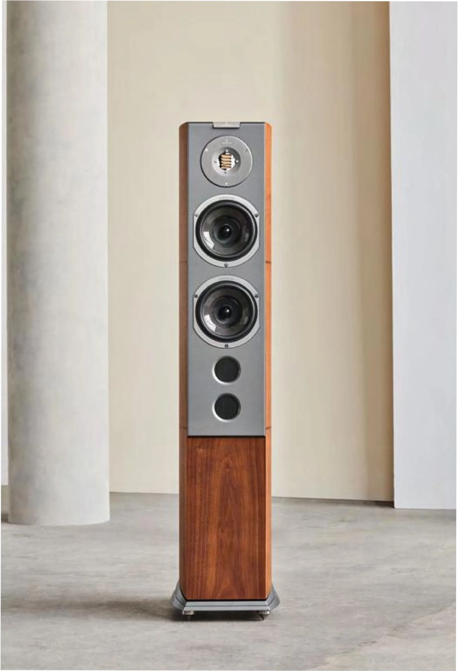 Audiovector R6 Arreté review « 7Review