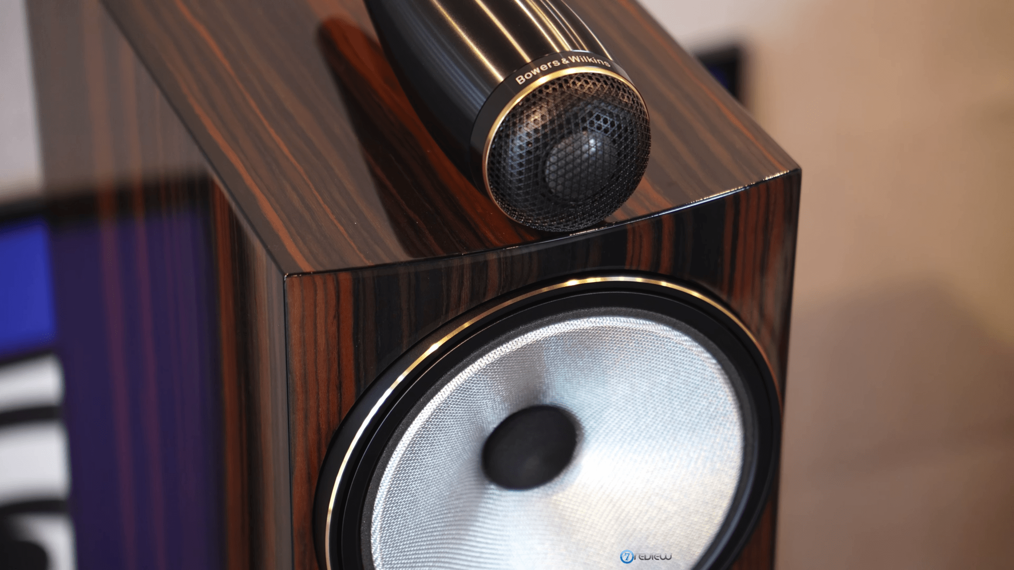 Bowers & Wilkins 702 S3 Signature Floor Standing Review « 7Review