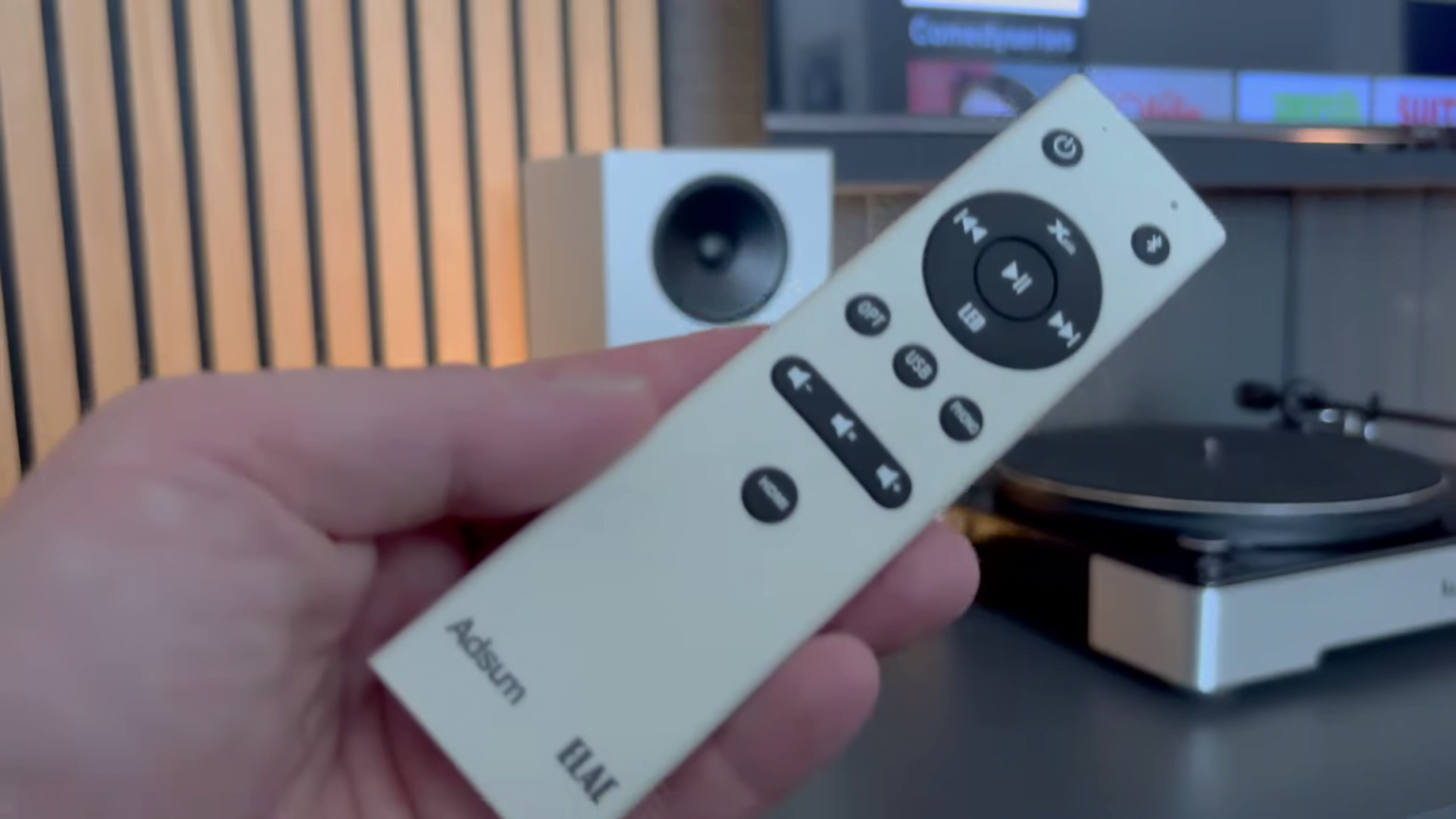 Elac Debut ConneX Adsum DCB41-DS bookshelf speakers review « 7Review