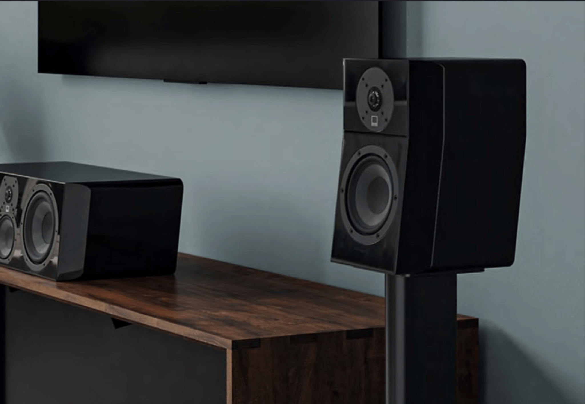 SVS Ultra Evolution Titan vs Ultra Evolution Bookshelf « 7Review
