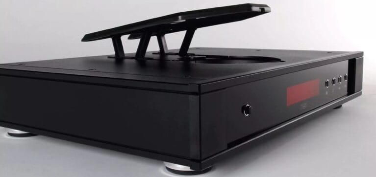 Rega Saturn MK3 and Rega Elicit MK5 Review « 7Review